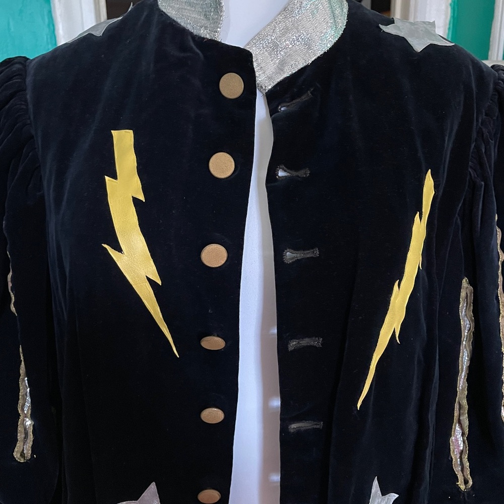 Vintage 1930s Black Velvet Wizard Coat With Yellow De… - Gem